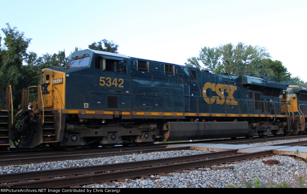 CSXT 5342 on Q373-02